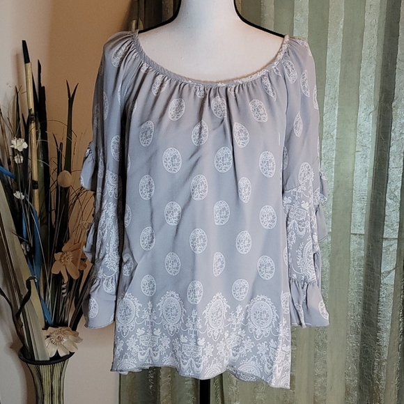 ivy jane | Tops | Ivy Jane High Low Bell Sleeve Top | Poshmark